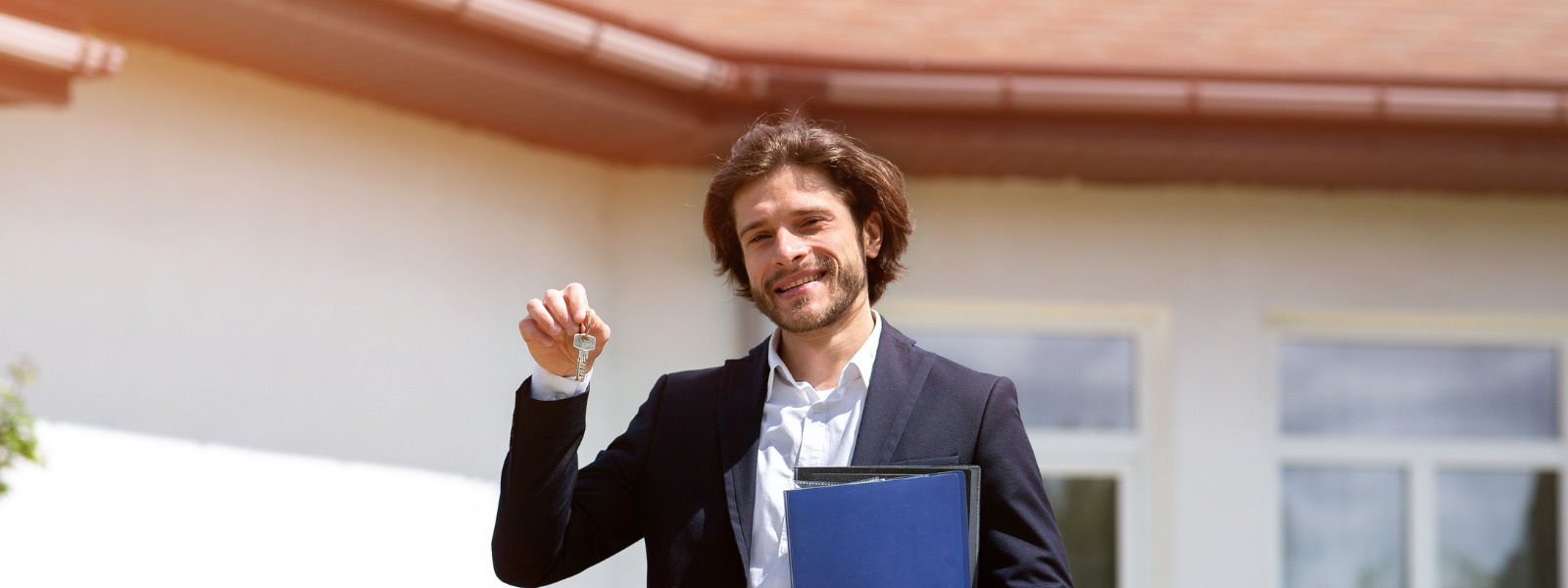 What does a property manager do in real estate? Good question! - Real ...